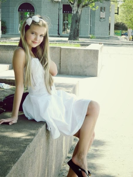 Teen Model Vladmodels Alina Y118 Set 001 New